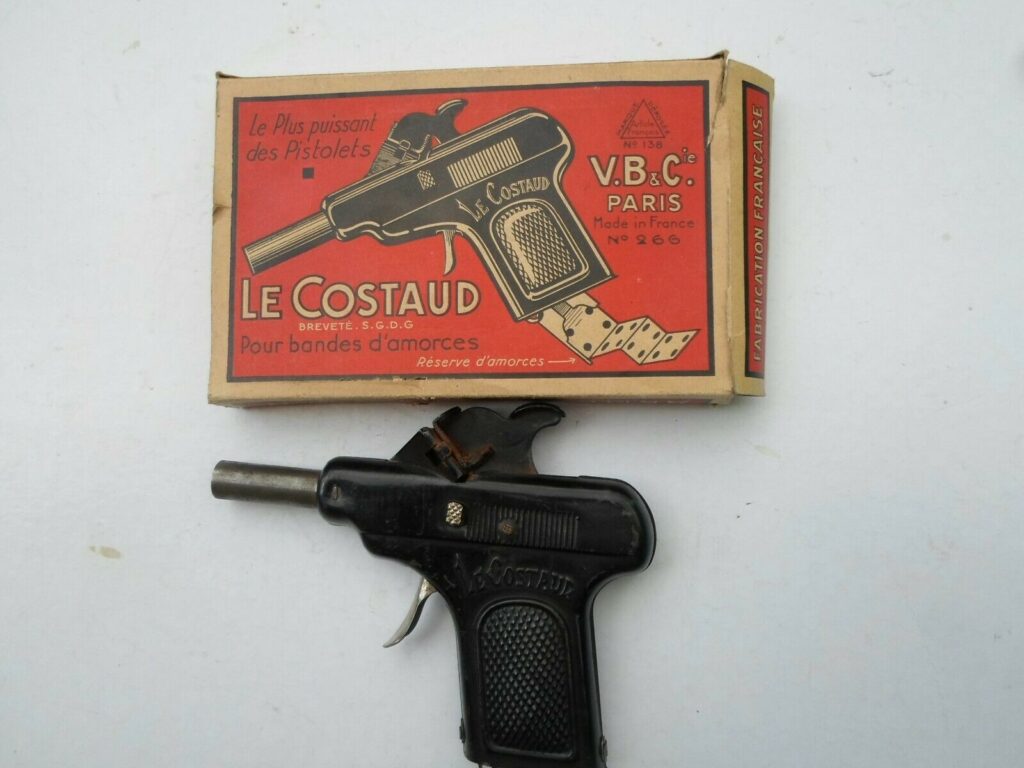 Victor Bonnet pistols 7: Le Costaud - Fernand Martin Tin Toys