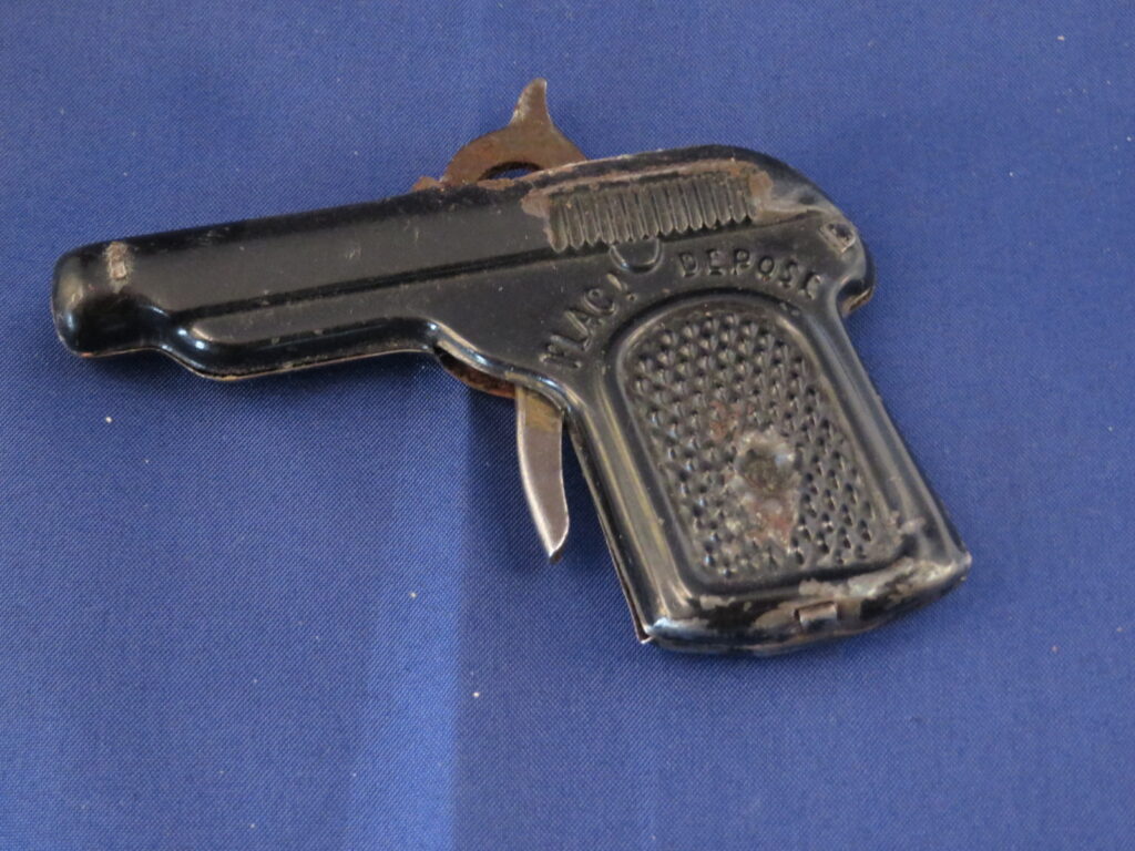 Victor Bonnet pistols 2: Flac - Fernand Martin Tin Toys