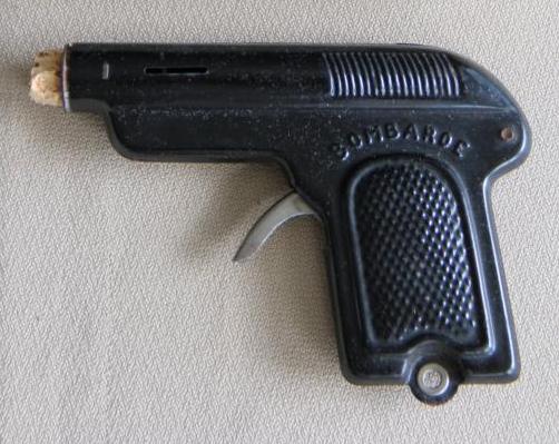 Victor Bonnet pistols 3: Bombarde - Fernand Martin Tin Toys